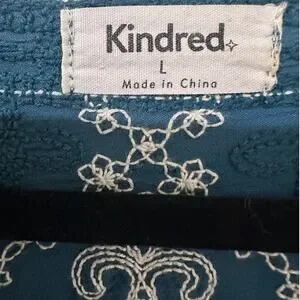 Kindred | Tops | Kindred Anthropologie Style Boho Embroidered Scallop ...
